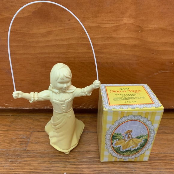 Avon | Bath & Body | Avon Skiparope Decanter W Bird Of Paradise Cologne ...